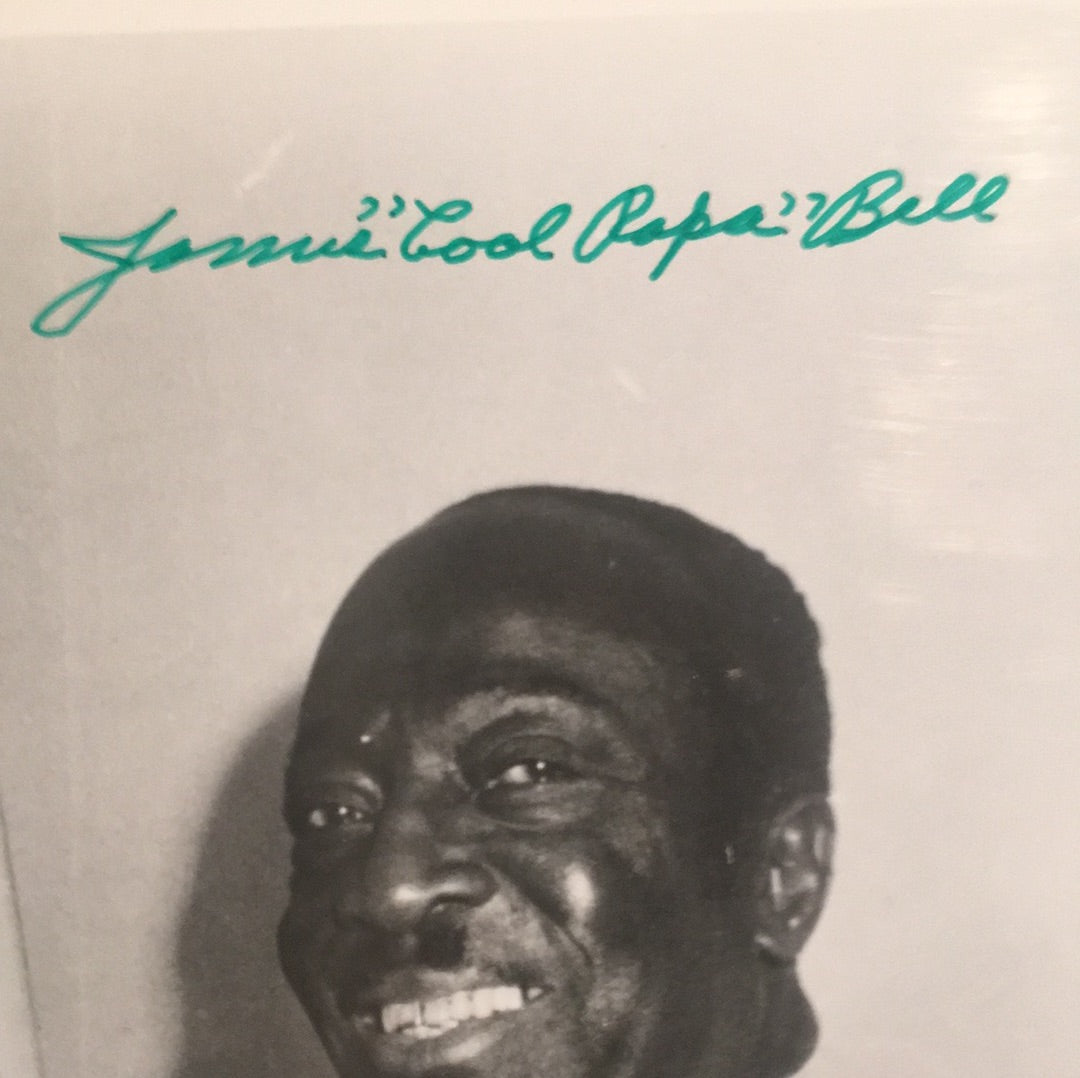 James Cool PaPa Bell autographed 8x10 B&W photo – LW Sports